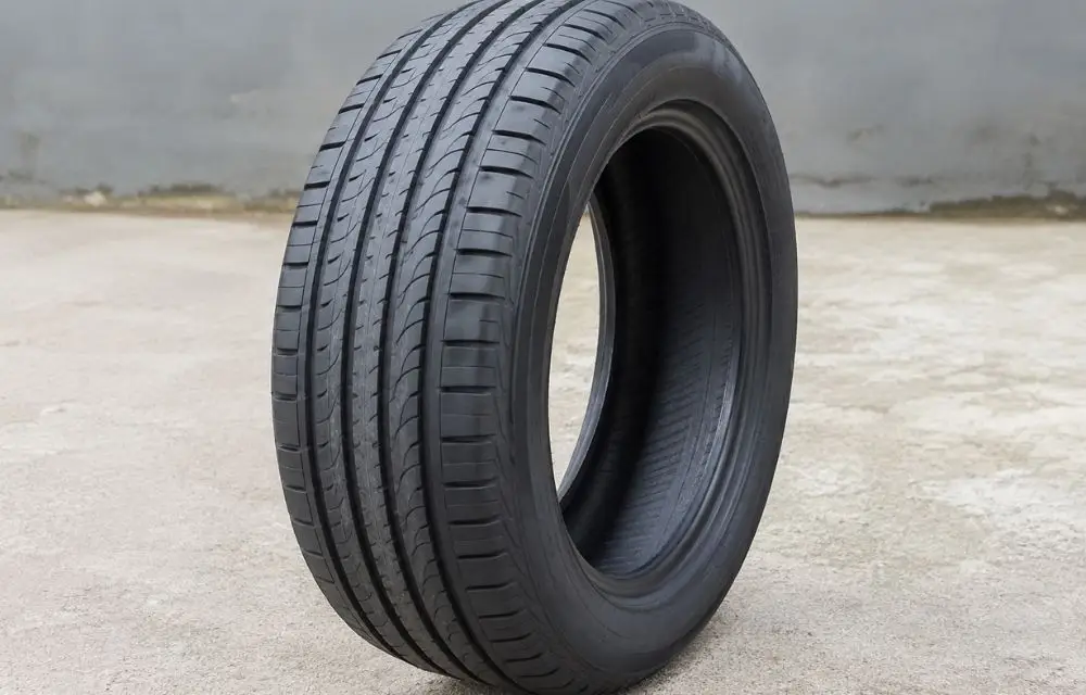 Different Tyre Tread Patterns & Best Choice for Your Driving Style